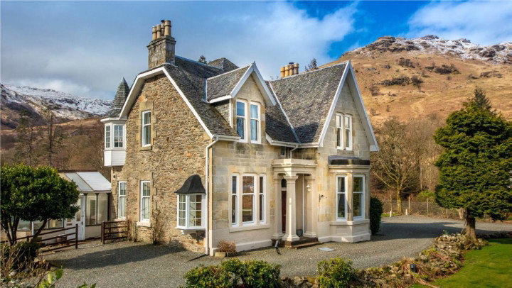 Rhumhor House - Lochgoilhead