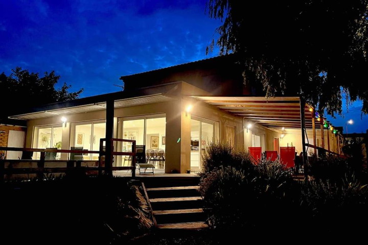 A L'ombre Du Saule. Villa 10 Personnes + Piscine - Nyons