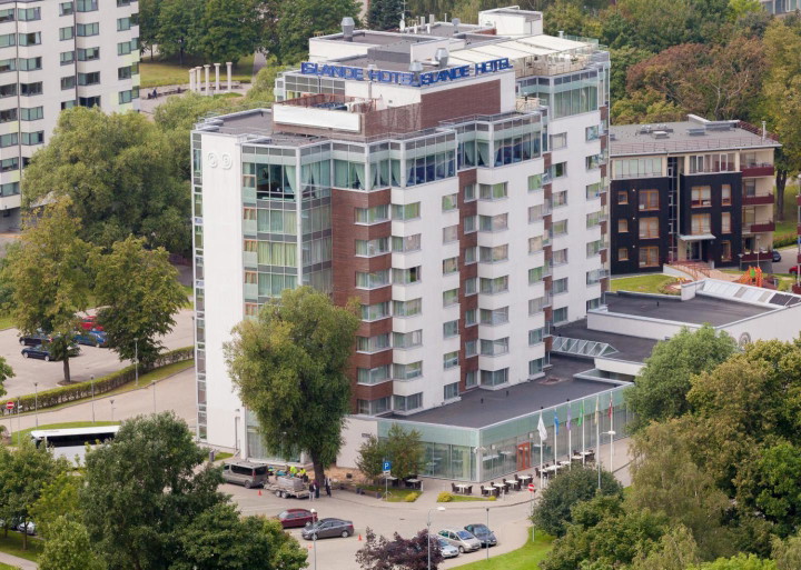 Riga Islande Hotel With Free Parking - Riga