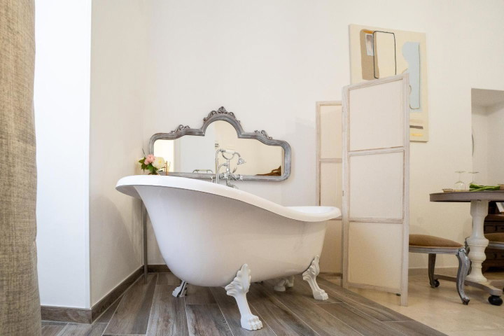 Corte Pietrantica - Charming Rooms & Suites - Giovinazzo