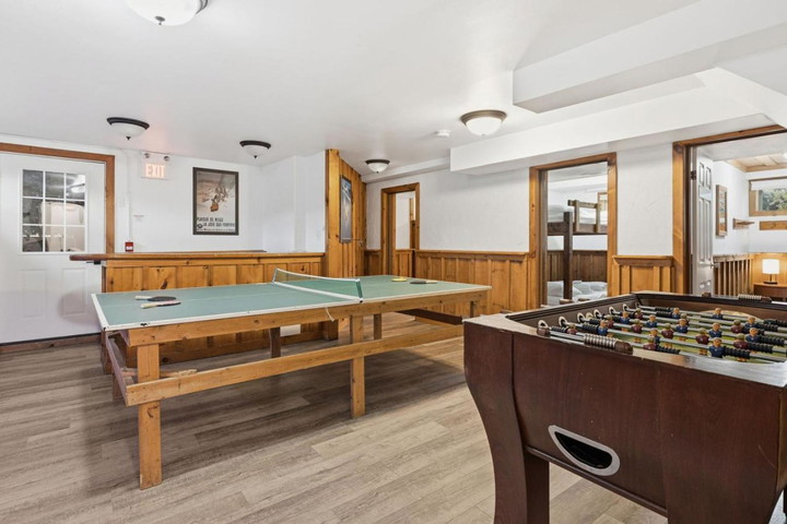 Hickory Hideaway W Hot Tub By Property Valet - Thornbury