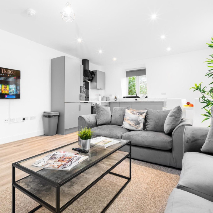 Modern Two Bed Apartment - Netflix - Balcony - Parking - 5mc - Birmingham