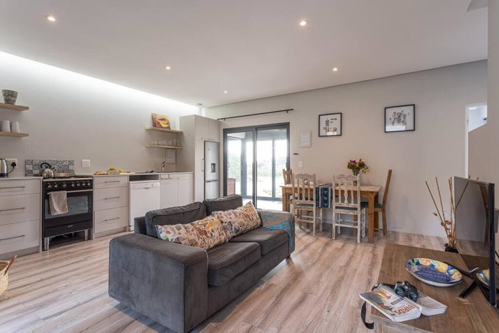 Pringle Bay Getaway - 2 Bedroom Garden Apartment - Pringle Bay