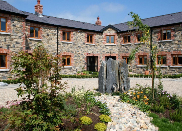 Decoy Country Cottages - Trim