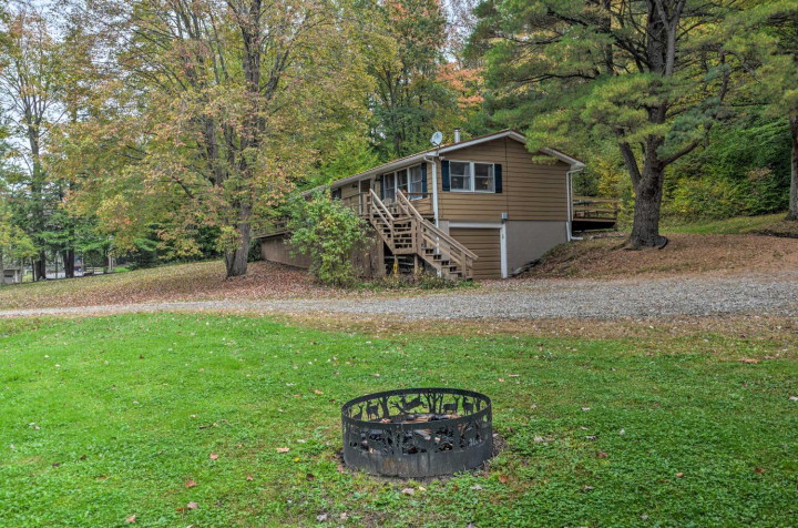 Snow Days Await! Great Valley Home, 7 Mi To Skiing - Salamanca, NY