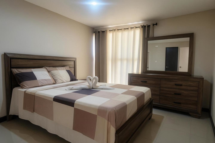 2 Bed-sleeps 5-private Garden-free Parking - Jamaica