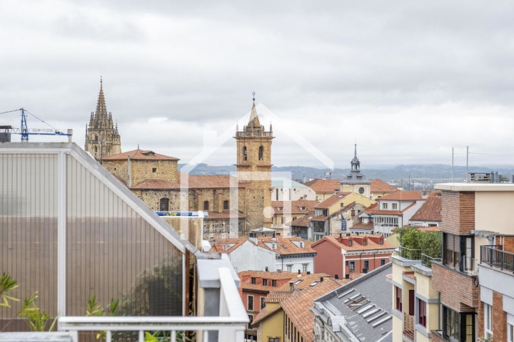 ÁTico Quintana Ii - Con Terraza, En El Centro Con Wifi Y Garaje - Oviedo