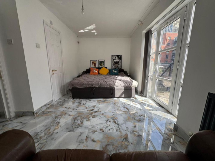 Piccadilly, Ancoats, City Centre Stay - Manchester