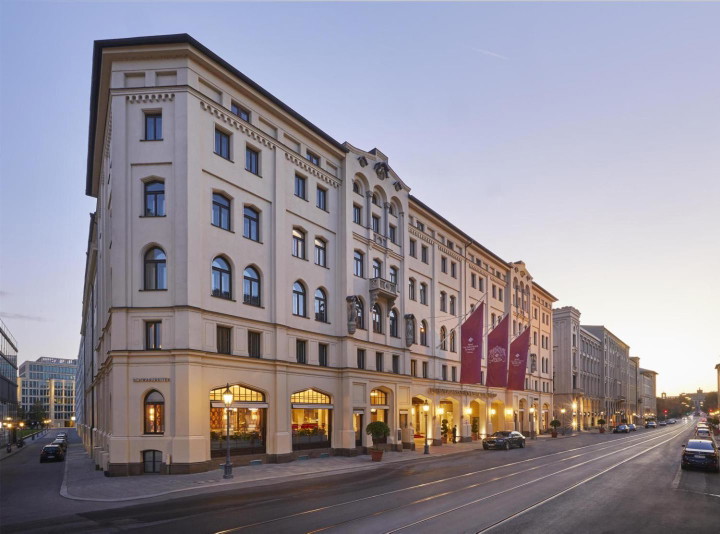 Vier Jahreszeiten Kempinski München - Putzbrunn