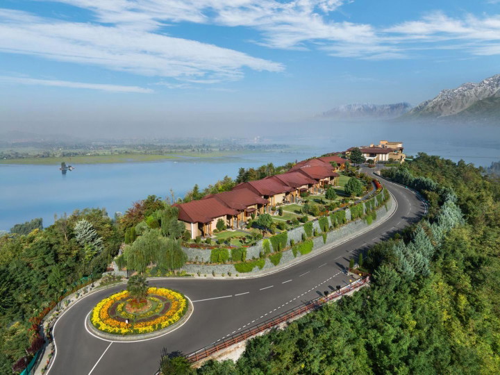 Taj Dal View Srinagar - Srinagar