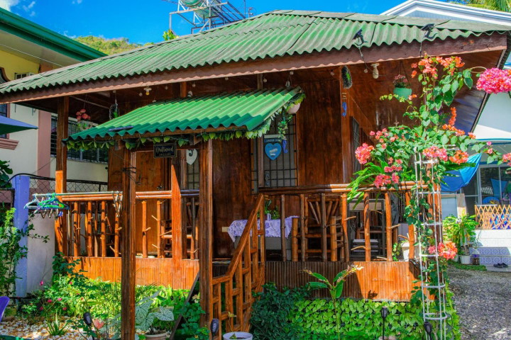 Puerto Galera Transient Kubo Guest Place - Puerto Galera