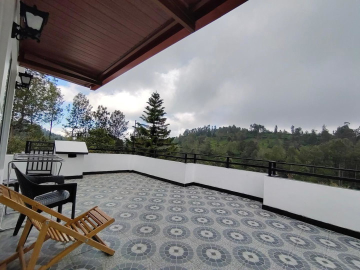 Silver Spruce Glass 1bhk Entire Floor Kotagiri - Coonoor