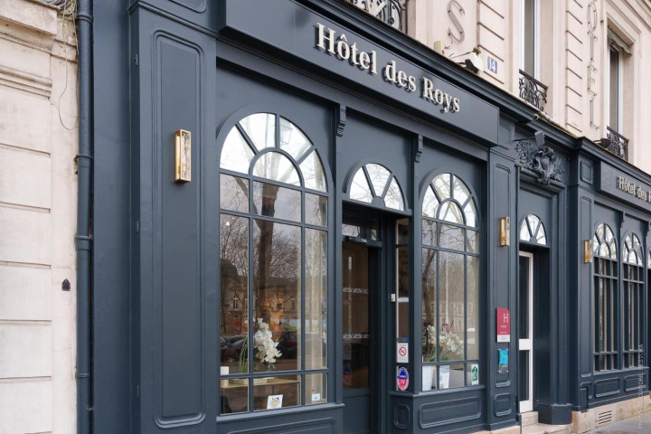 A L'hôtel Des Roys - Versailles