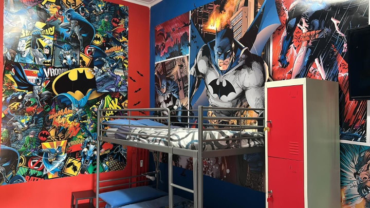 Comics Guesthouse Hostel - Rooma