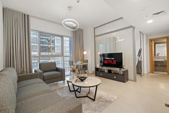 Stylish 1 Br B – Great Pool View - Abu Dhabi