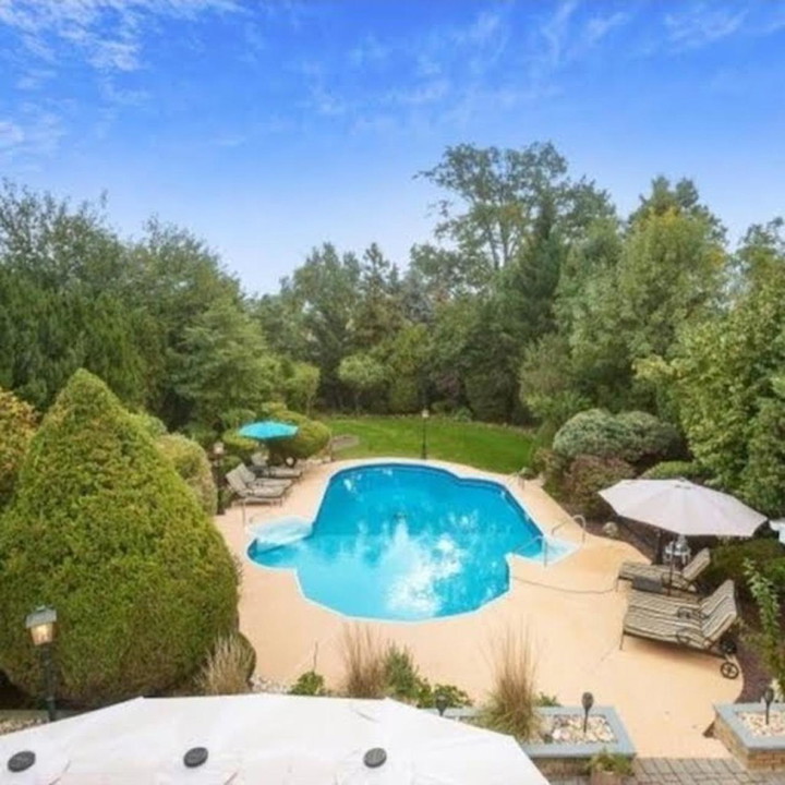 Fire And Fun Luxe Stay W Pool Hot Tub And Game Room - Staten Island, NY
