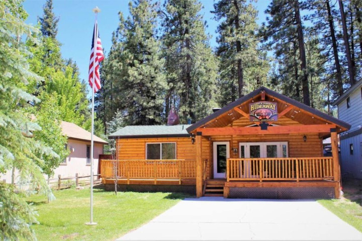 Fire Pit & Steps To Village- Village Hideaway - Big Bear Lake, CA