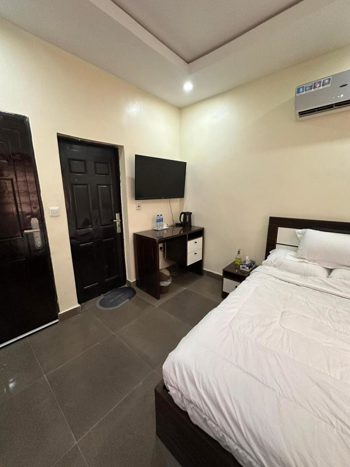 Casa La Quente - Single Room With Private Bathroom - Abuya
