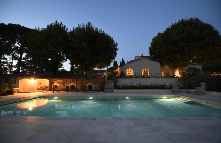 Domaine Perréal Les Gîtes - Rustrel