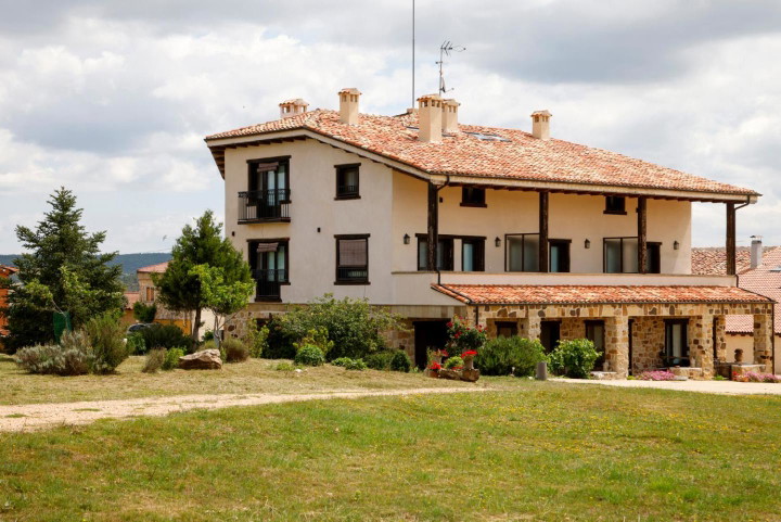 Hotel Valdelinares (Soria) - El Burgo de Osma