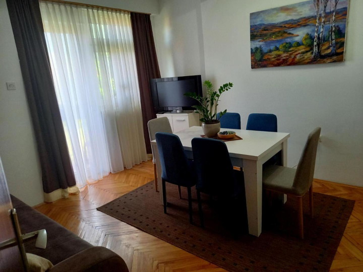 Apartman Kej 64m2 - Serbien