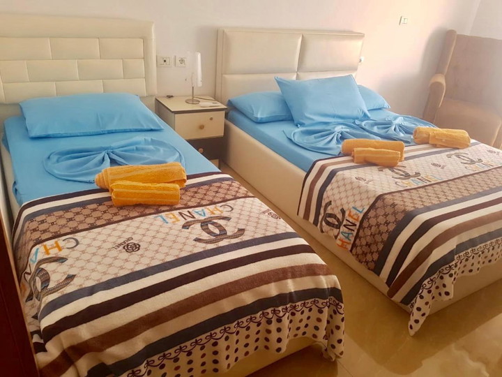 Sixth Apartment - Albanien