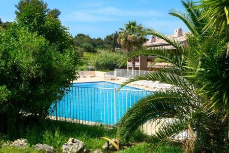 Cozy Duplexterrace Barbecue Pool Beach On Foot - Le Pradet