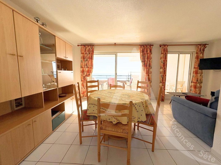Appartement 1 Chambre Avec Terrasse Vue Mer Dans Residence Avec Piscine - Plage de Sète