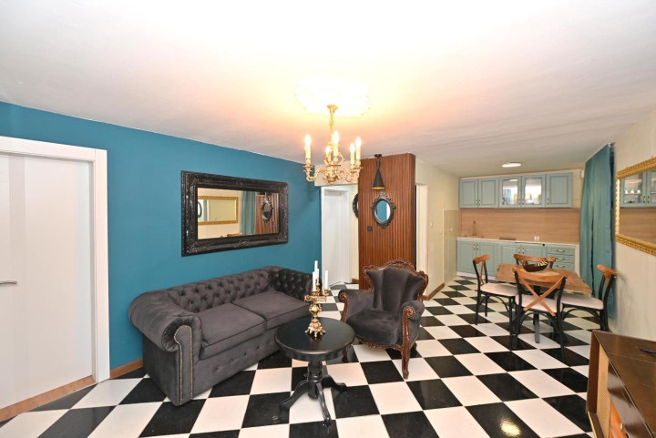 Two Bedroom Vintage Apartment - Kotor