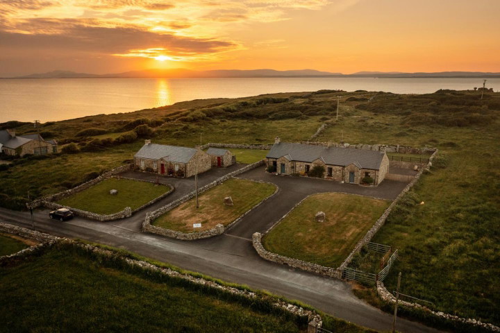Creevy Cottages - Ireland