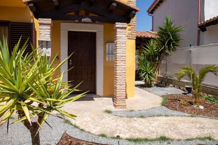 Yellow House - Sant'Antioco