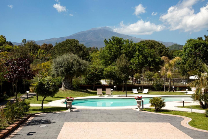 B&b Blanc Maison Etna Relais & Charme - Zafferana Etnea