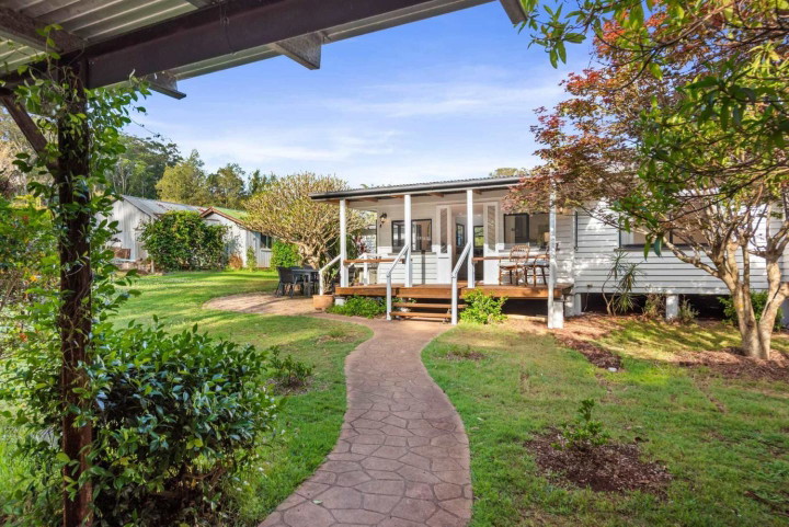 Mahali House - 6 Bedroom Holiday House - Crows Nest