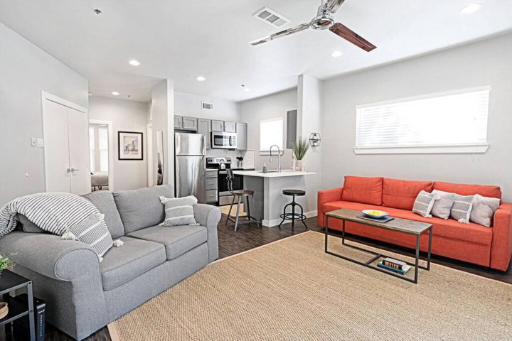 The Kozy Urban Dallas Flat - Dallas, TX