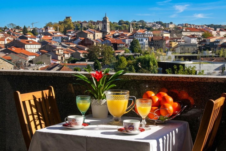 Panoramic City View Apartment - Guimarães - Guimarães