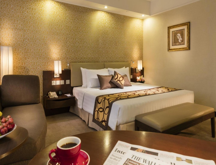 Gloucester Luk Kwok Hong Kong - Sai Ying Pun