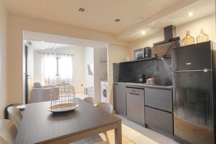 Cocon Sous Le Toit, 6 Personnes, Villeurbanne - Villeurbanne