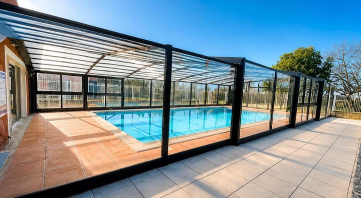 Maison Familiale Renovée Proche Des Plages Avec Plusieurs Piscines Dont Une Couverte Chauffée Parking, Wifi, Plancha - Béziers