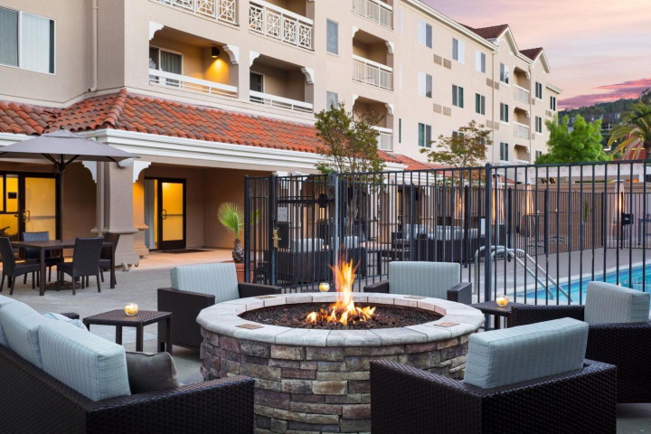 Courtyard Novato Marin/sonoma - Corte Madera