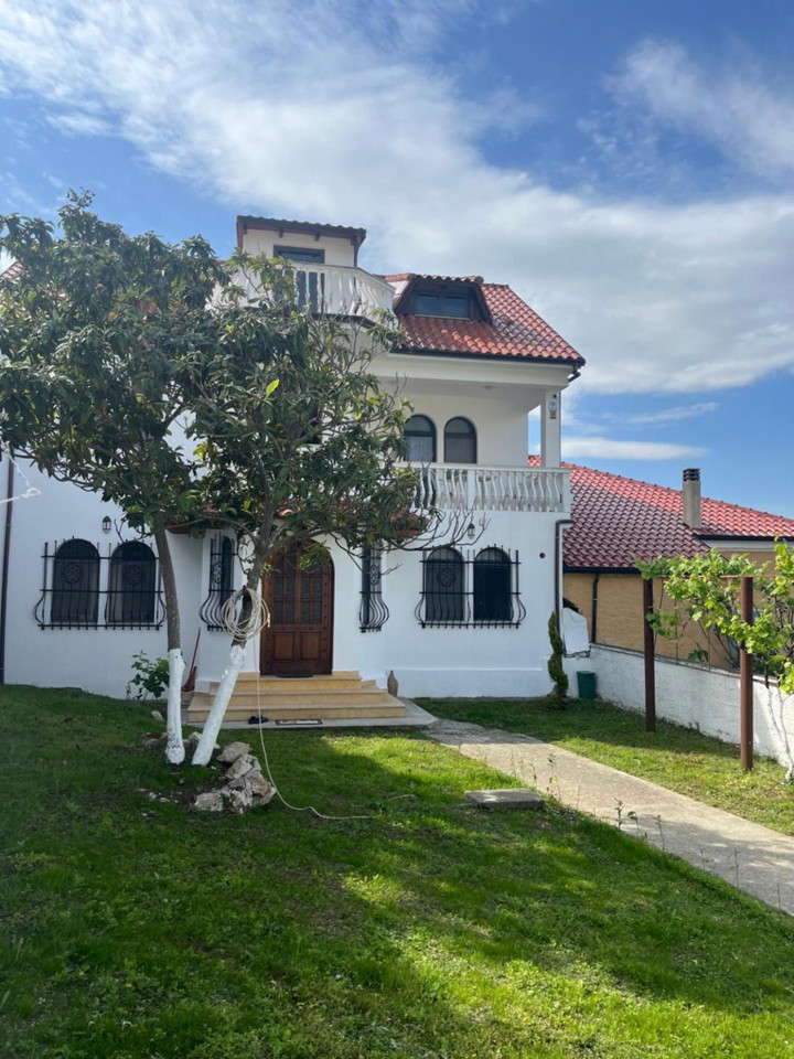 Vila Taga Guesthouse - Albania