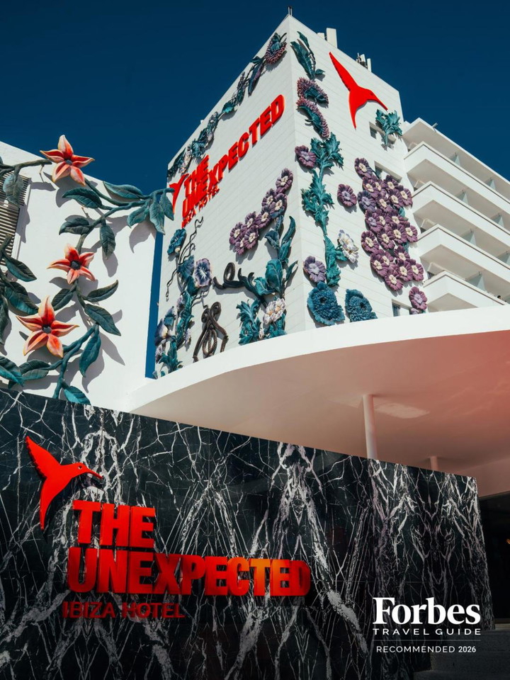The Unexpected Ibiza Hotel - Ushuaïa Club Entrance Included - Ibiza