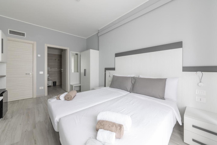 Chezromyk 2 The Kosher B&b - Milan