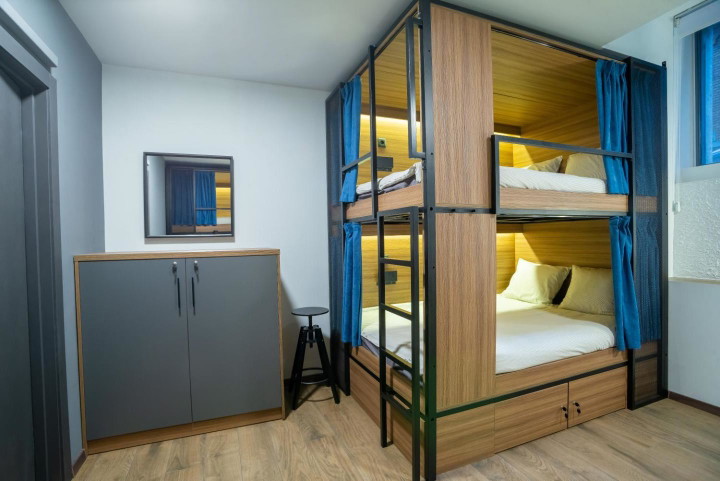 Mustache Hostel - Boedapest