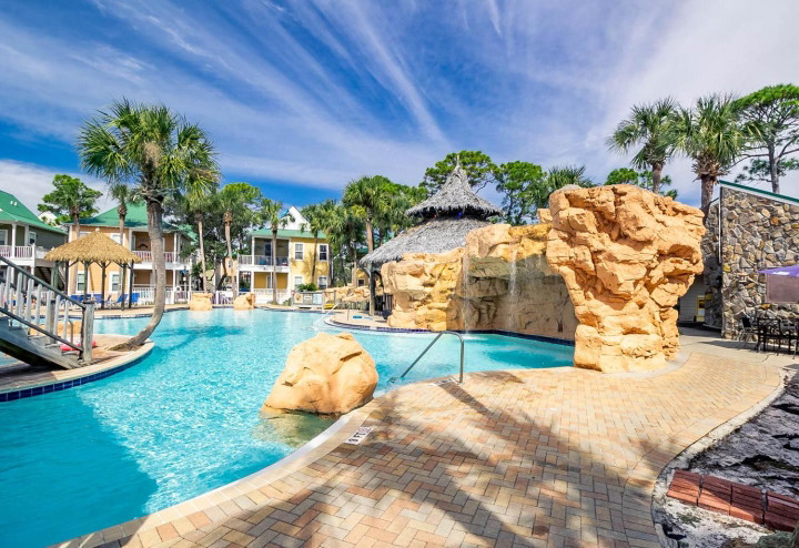 Tropical Therapy 5cu By Pkrm - Perdido Key, FL