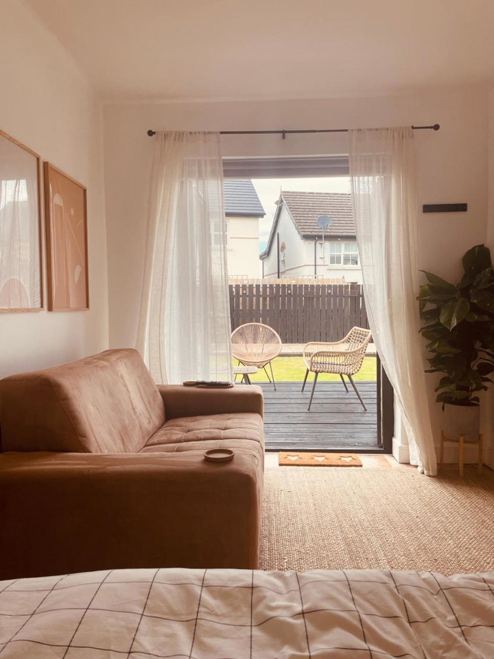 The Maiden Studio. Derry City. Studio Apartment. - Derry