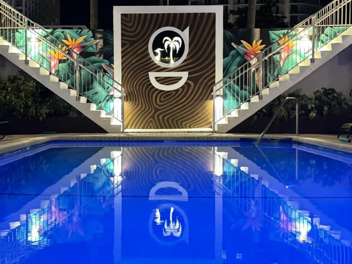 The Grand Resort And Spa & Worthington All Male - Fort Lauderdale