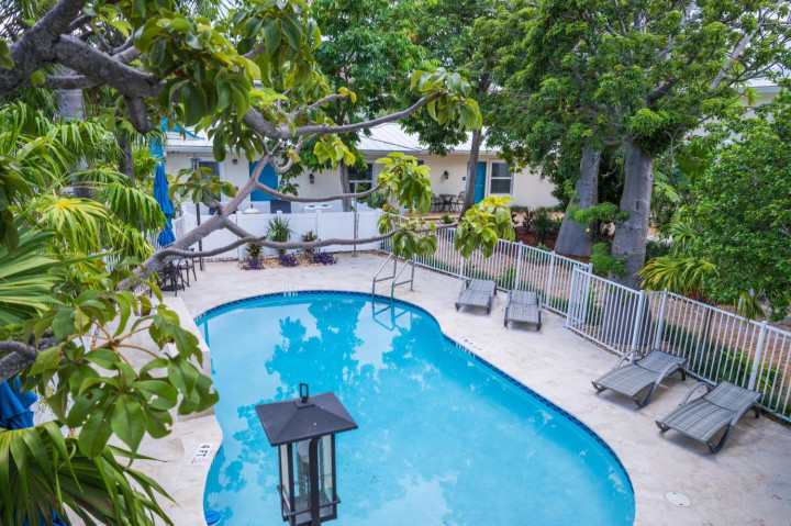 Seaside Villas - Lauderdale-by-the-Sea, FL