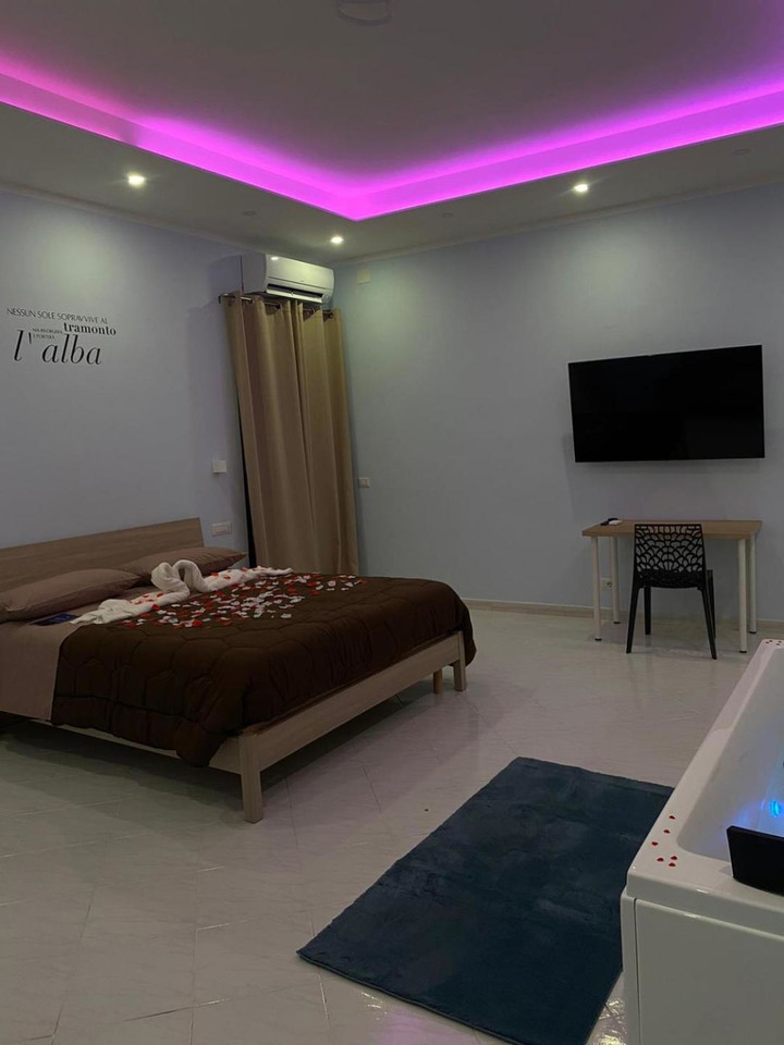 In Bloom Room B&b - Mercato San Severino