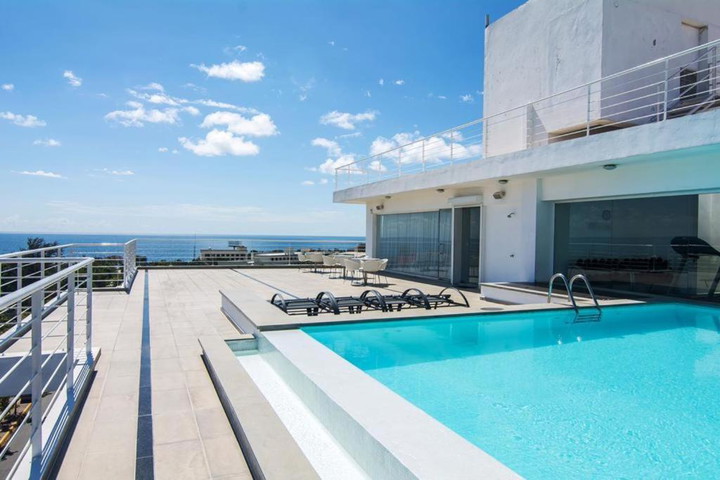 Lincoln Suite - Dominican Republic
