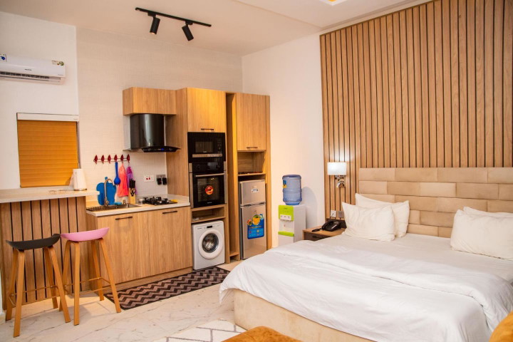 Maple Studio+gym+snooker Board Rhodabode Apt, Nile - Nigeria